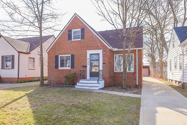 4134 Bayard Rd - 4134 Bayard Rd South Euclid OH 44121 | Apartment Finder