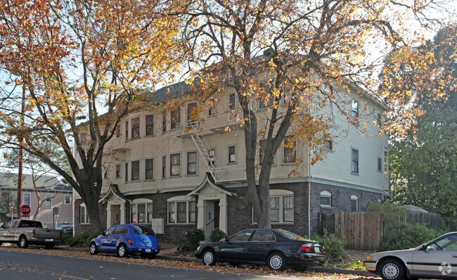 728 E St - 728 E St Sacramento CA 95814 | Apartment Finder