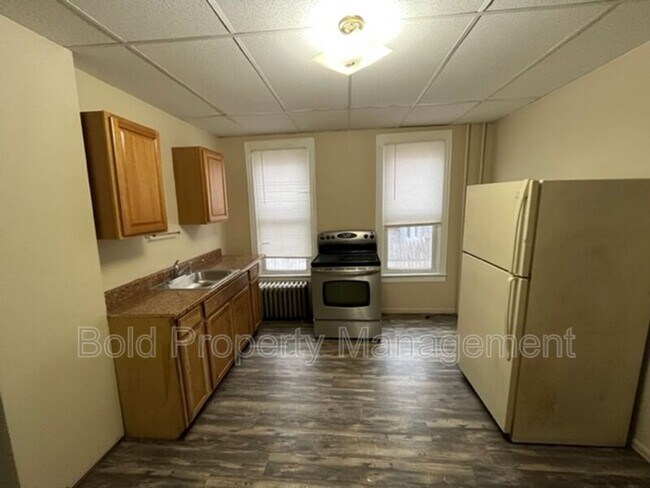 611 Pear St - 611 Pear St Reading PA 19601 | Apartment Finder