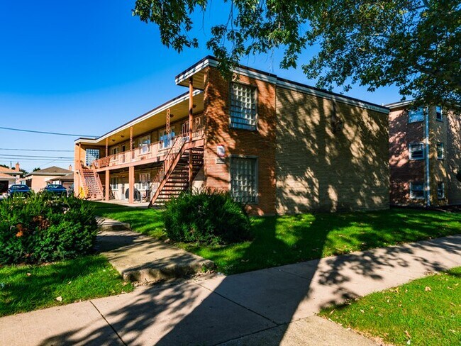 6205 W 64th St - 6205 W 64th St Chicago IL 60638 | Apartment Finder