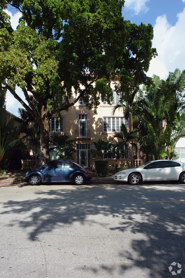 Shelbourne House - 710 Jefferson Ave Miami Beach FL 33139 | Apartment ...
