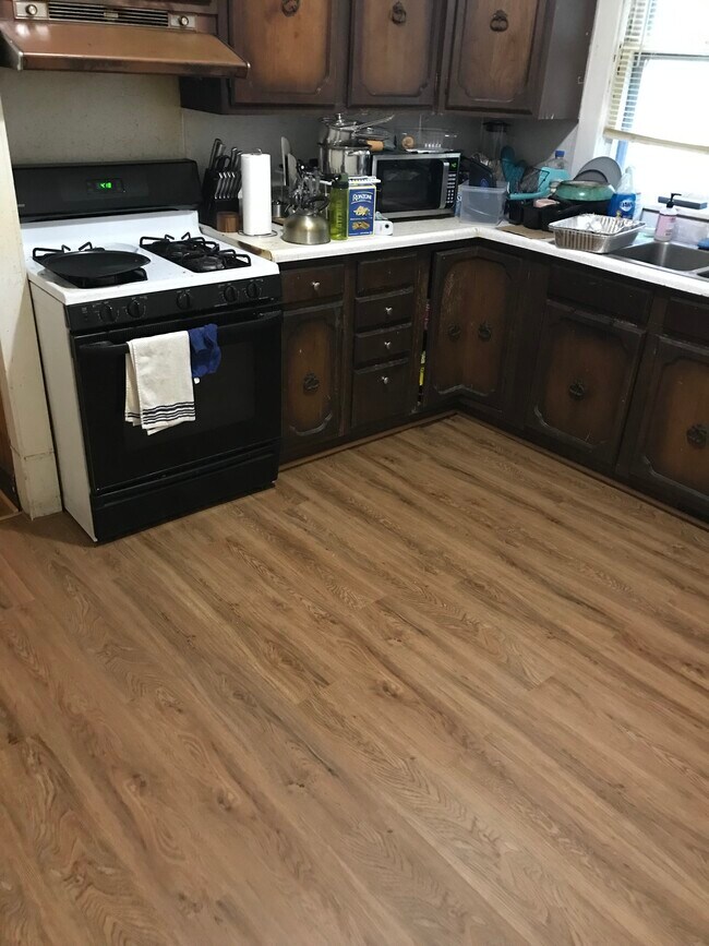 138 N Allen St - 138 N Allen St Albany NY 12206 | Apartment Finder
