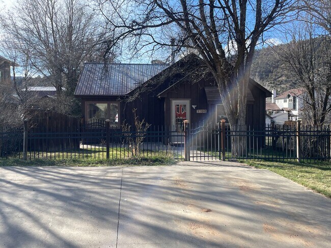 Two Bedroom House Off E 32nd Street - 3243 E 5th Ave Durango CO 81301 ...