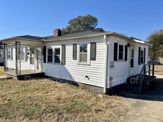 1606 W Blue Ridge Dr - 1606 W Blue Ridge Dr Greenville SC 29611 ...