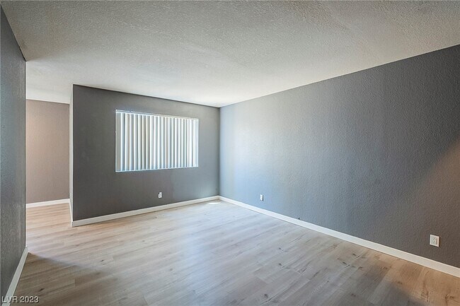 1818 N Decatur Blvd - 1818 N Decatur Blvd Las Vegas NV 89108 ...