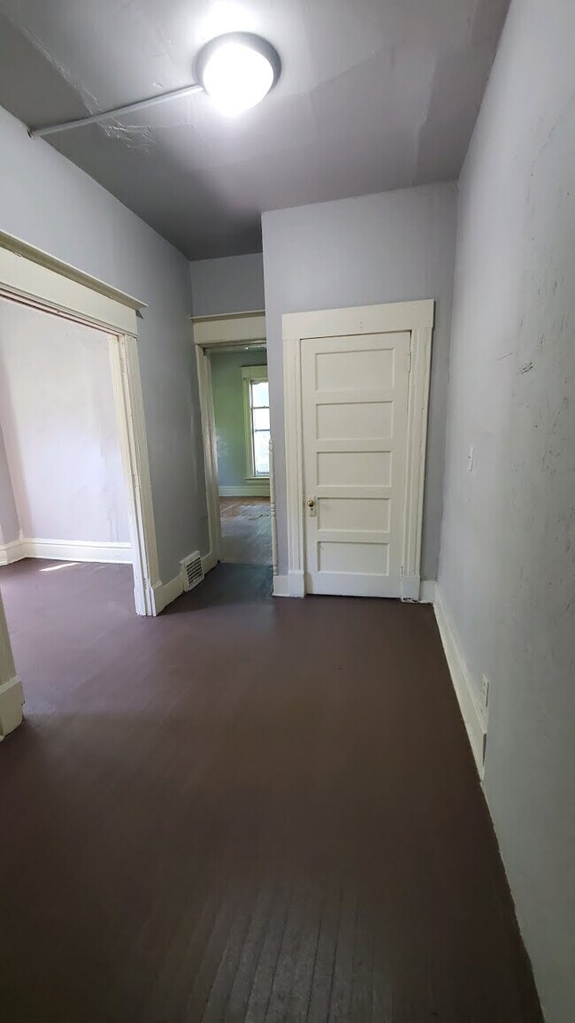 7 Riverview Pl 7 Riverview Pl Davenport IA 52803 Apartment Finder 7-riverview-pl-7-riverview-pl-davenport-ia-52803-apartment-finder