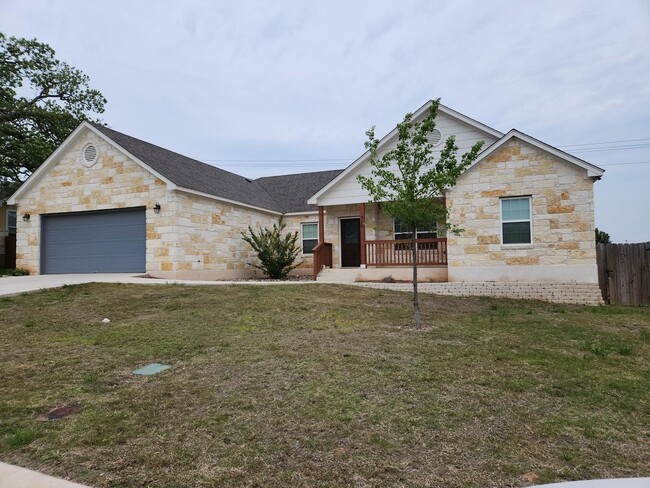 Spacious Home - 712 Shumard Ln Fredericksburg TX 78624 | Apartment Finder