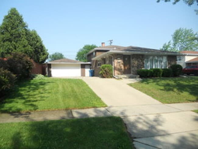 Chicago Heights Split-Level - 344 Lerose Dr Chicago Heights IL 60411 ...