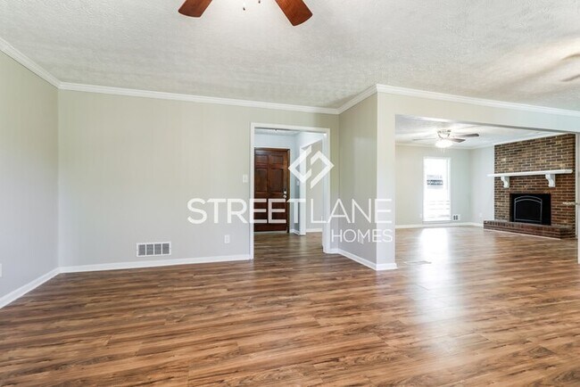 Charming 3 bedroom 2 bth home in Lawrencev... - 766 Camp Perrin Rd NE Lawrenceville GA 30043 ...