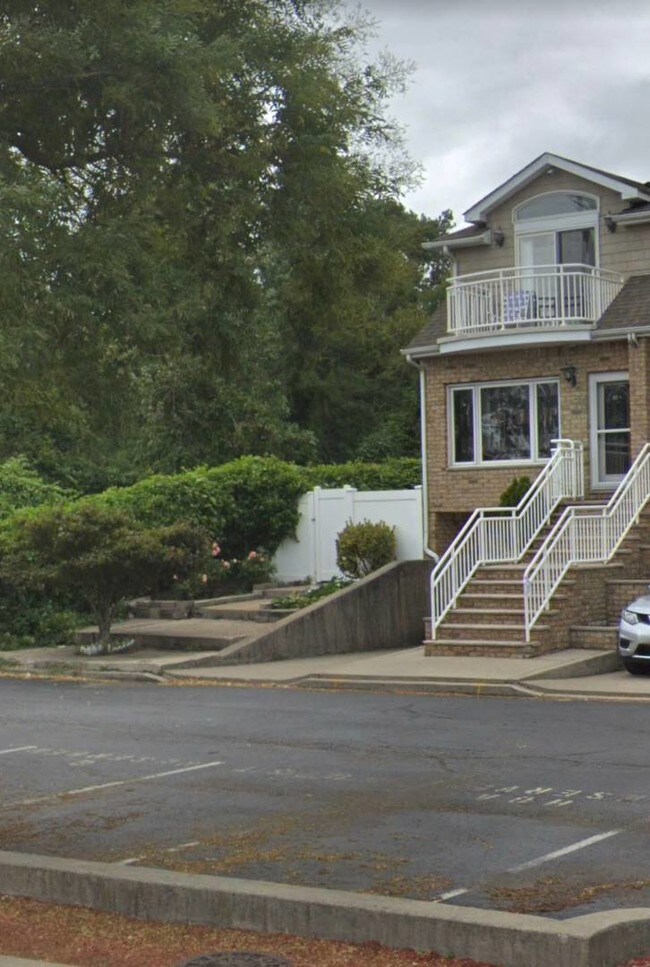 481 Father Capodanno Blvd - 481 Father Capodanno Blvd Staten Island NY ...