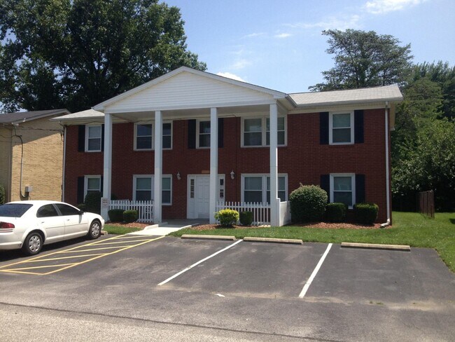 5113 Valiant Drive - 5113 Valiant Drive Louisville KY 40216 | Apartment ...