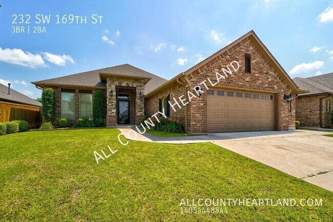 Beautiful Custom 3bed/2bath Home in SW OKC! - 232 SW 169th St Oklahoma ...