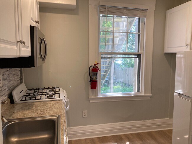 64 Gray St - 64 Gray St Portland ME 04102 | Apartment Finder