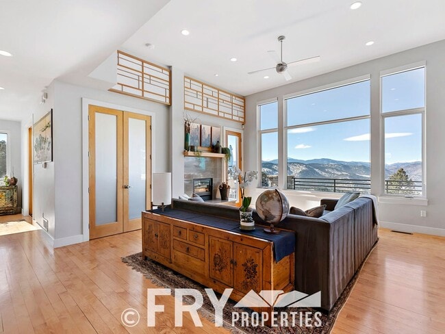 Incredible Custom Built Home on Lookout Mo... - 1065 Colorow Rd Golden ...