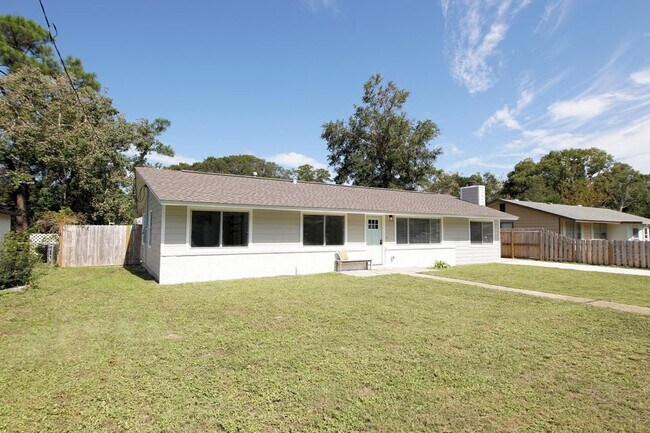 15 Maples St NW - 15 Maples St NW Fort Walton Beach FL 32548 ...
