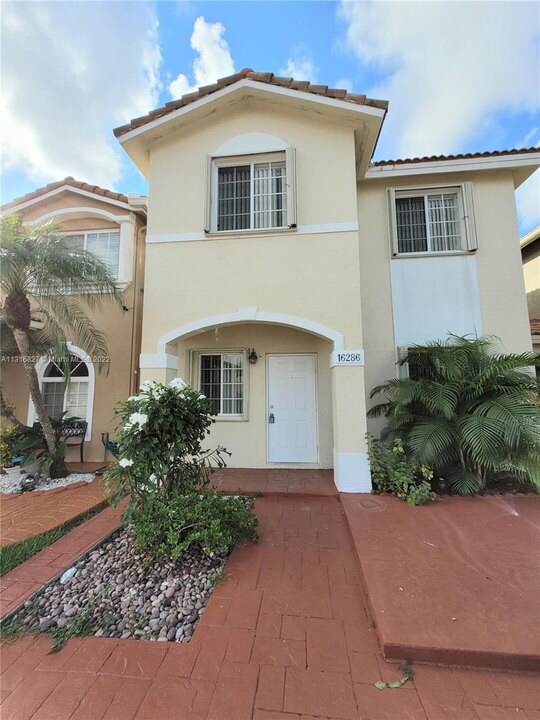 16286 SW 97th Terrace - 16286 SW 97th Terrace Miami FL 33196 ...