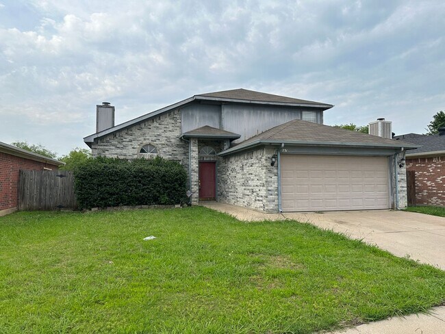 Attractive home in Arlington! - 731 Valley Spring Dr Arlington TX 76018 ...
