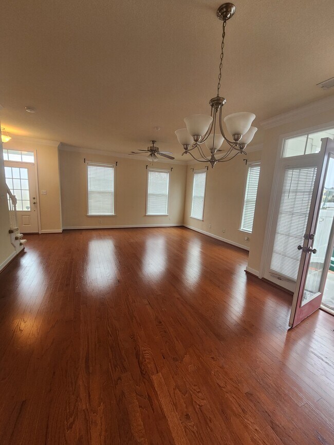 507 Nesbit Dr - 507 Nesbit Dr Chesapeake VA 23323 | Apartment Finder