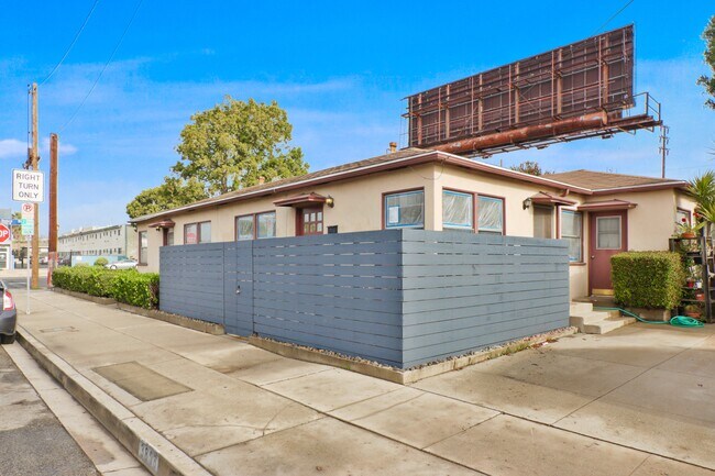 12916 Venice Blvd - 12916 Venice Blvd Los Angeles CA 90066 | Apartment ...