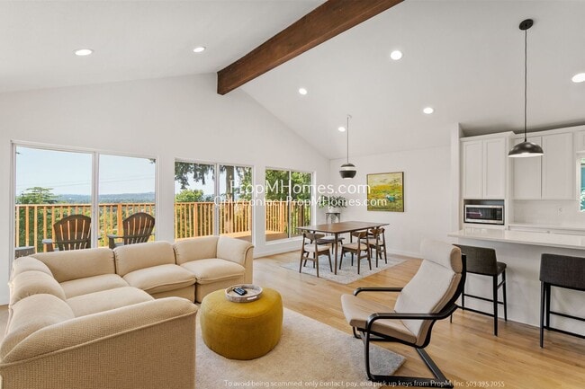Mid-Century Modern Three Bedroom in Happy Valley! - 10625 SE 93rd Ct ...