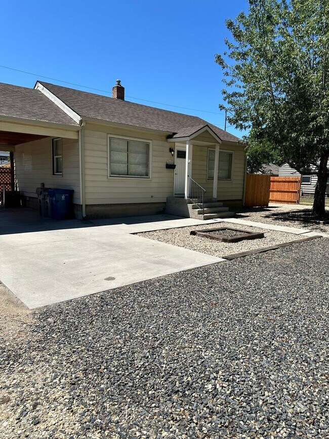 Fully Updated 2 Bedroom 1 Bathroom House - 2311 W Frederic St Boise ID ...