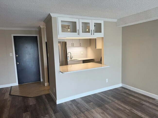 Beautiful 1-Bedroom Condo at Mountain Shad... - 2 Adams St Denver CO ...