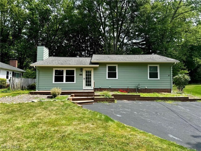 118 Fairview Rd - 118 Fairview Rd Chagrin Falls OH 44022 | Apartment Finder