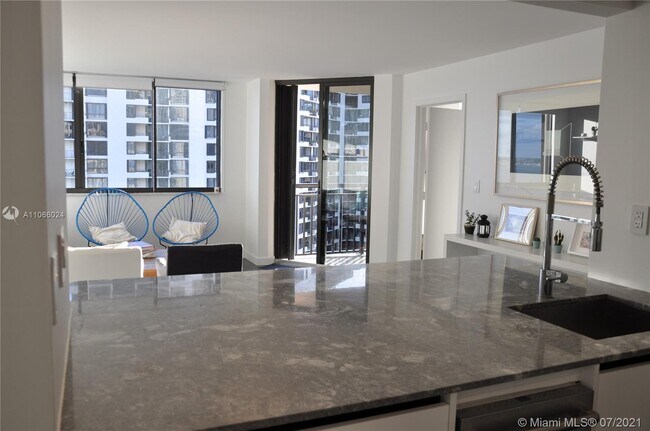 540 Brickell Key Dr - 540 Brickell Key Dr Miami FL 33131 | Apartment Finder