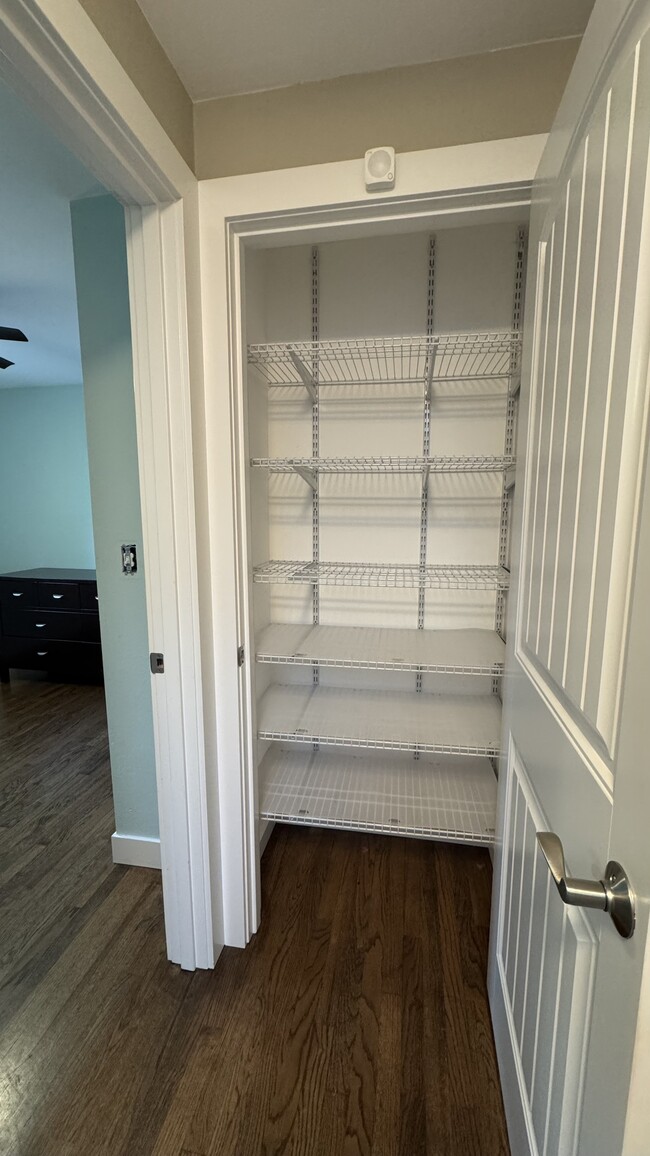 505 Mt Hood Dr SW - 505 Mt Hood Dr SW Issaquah WA 98027 | Apartment Finder