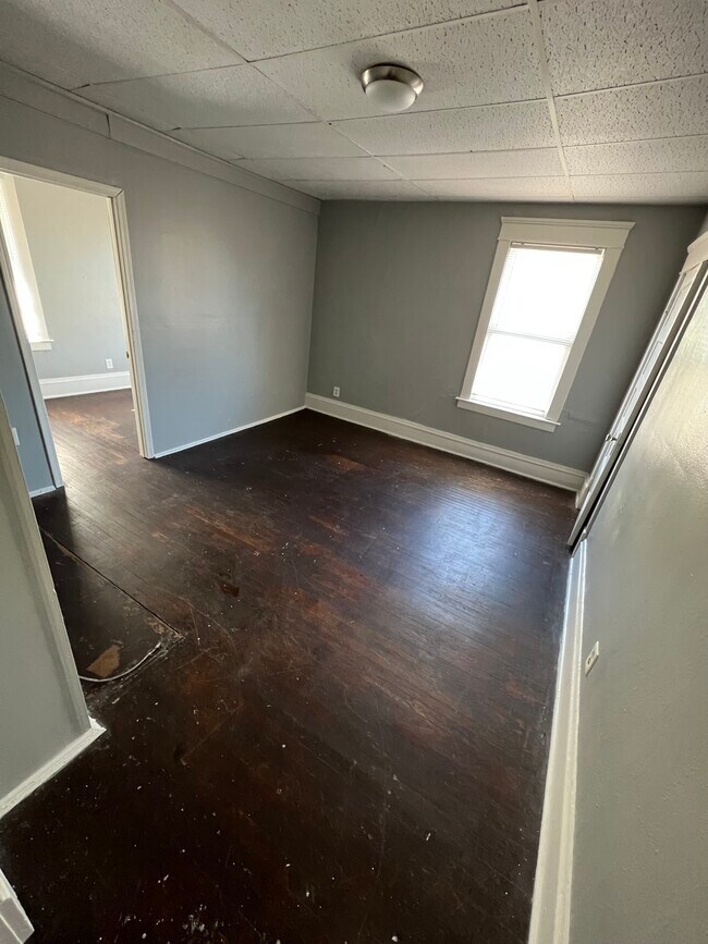 210 Delaware Ave - 210 Delaware Ave Charleston WV 25302 | Apartment Finder