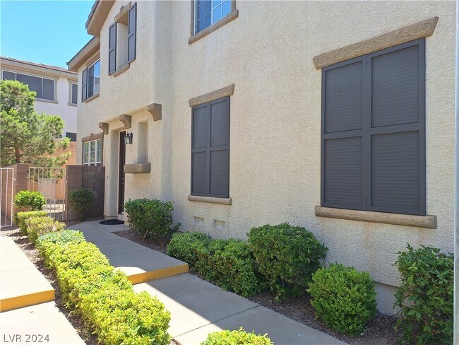 1227 El Fuego Trail - 1227 El Fuego Trail Henderson NV 89074 ...