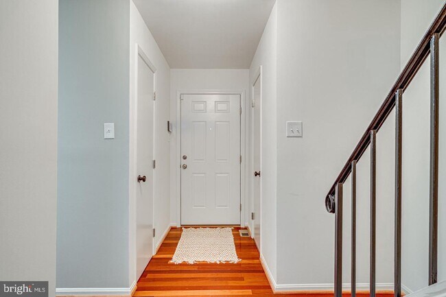 6142 Calico Pool Ln - 6142 Calico Pool Ln Burke VA 22015 | Apartment Finder