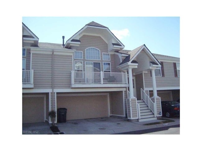 Carriage House Apartments Virginia Beach