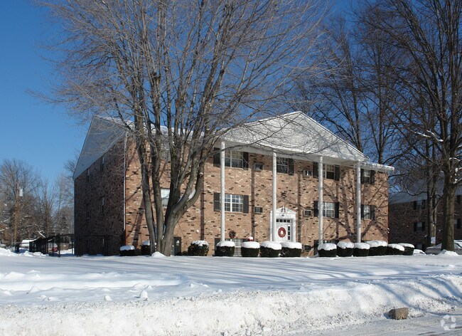 1020-1102 Kingsway Dr - 1020-1102 Kingsway Dr Lorain OH 44052 ...