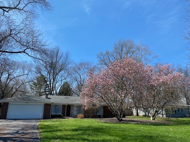 7026 Spring Mill Rd - 7026 Spring Mill Rd Indianapolis IN 46260 ...