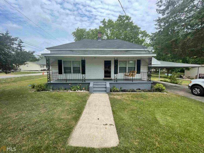 1830 Spring St Ne 1830 Spring St Ne Conyers Ga 30012 Apartment Finder 