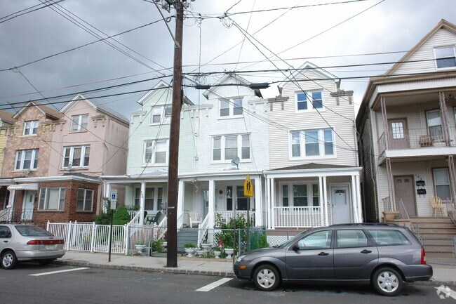 186-190 Lewis St - 186-190 Lewis St Perth Amboy NJ 08861 | Apartment Finder