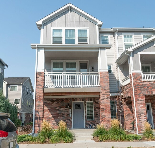 Stunning End Unit Townhouse! - Available Now! - 5445 W 97th Pl ...