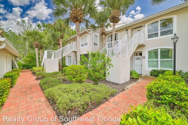 2 br, 2 bath House - 14530 Red Fox Run #203 - 14530 Red Fox Run Naples ...