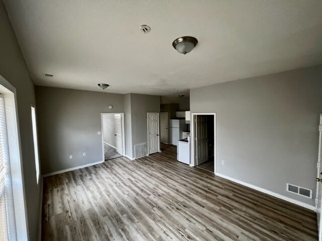 1100 S 1st St - 1100 S 1st St Milwaukee WI 53204 | Apartment Finder
