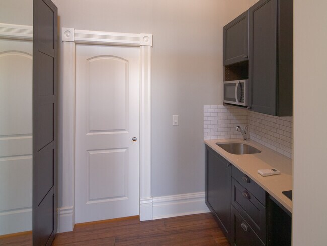 *The Kleinberg Building* - 307 N Pearl St Ellensburg WA 98926 ...