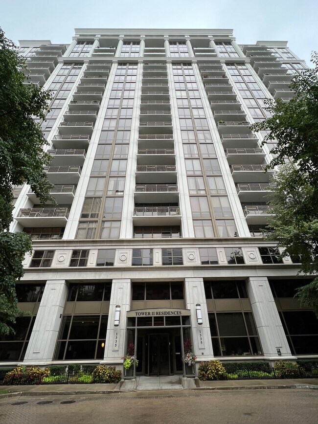 1335 S Prairie Ave - 1335 S Prairie Ave Chicago IL 60605 | Apartment Finder