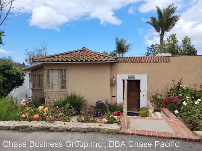 2 br, 2 bath House - 2425 Arista Court - 2425 Arista Ct San Diego CA ...