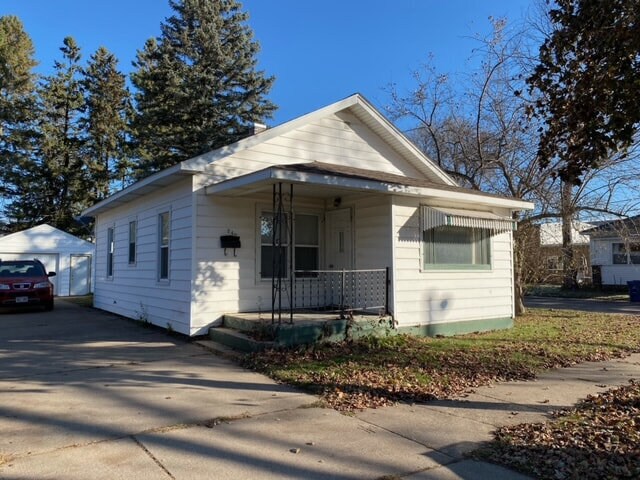 240 Adrian St - 240 Adrian St Wausau WI 54401 | Apartment Finder
