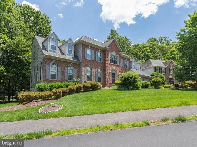 8301 Crosspointe Dr - 8301 Crosspointe Dr Fairfax Station VA 22039 ...