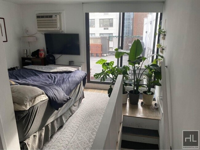 EAST 10 STREET - 85 E 10th St New York NY 10003 | Apartment Finder