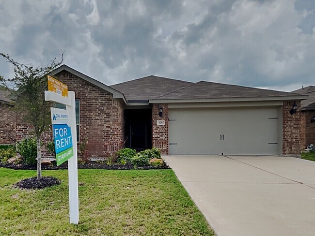 $1000 off your first months rent if you mo... - 178 Presidents Way ...