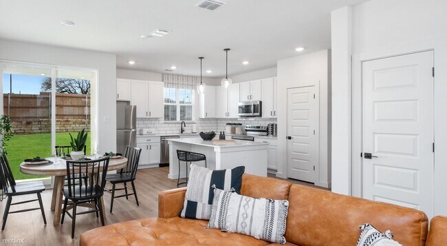 3 br, 2.5 bath House - 4023 Alamar Gdns - 4023 Alamar Gdns San Antonio ...