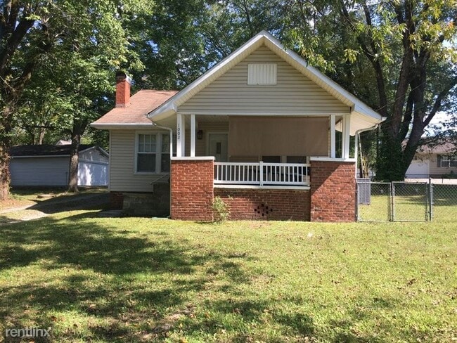2 br, 1 bath House - 1002 N Graysville Rd - 1002 Graysville Rd ...