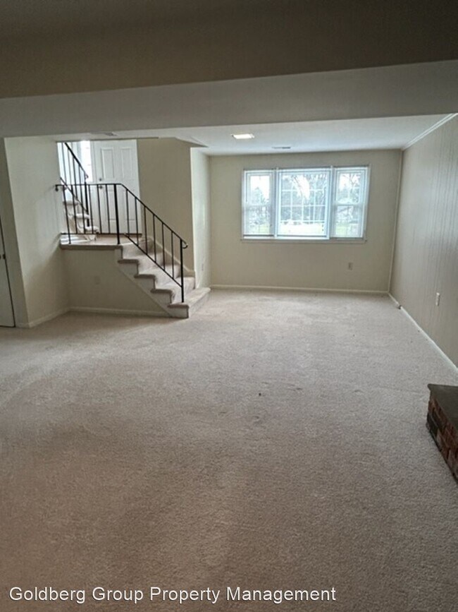 5 br, 3 bath House - 2 Garrett Court - 2 Garrett Ct Derwood MD 20855 ...
